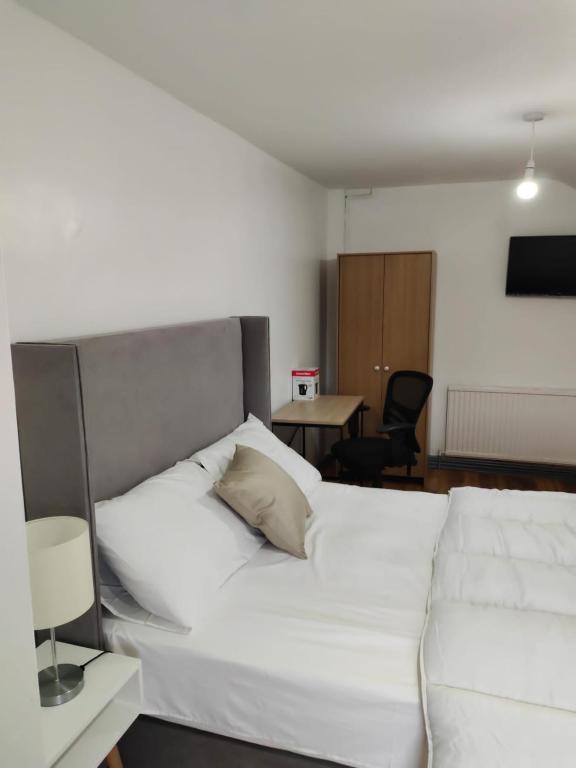 Silver City Hotel - OnePage booking engine